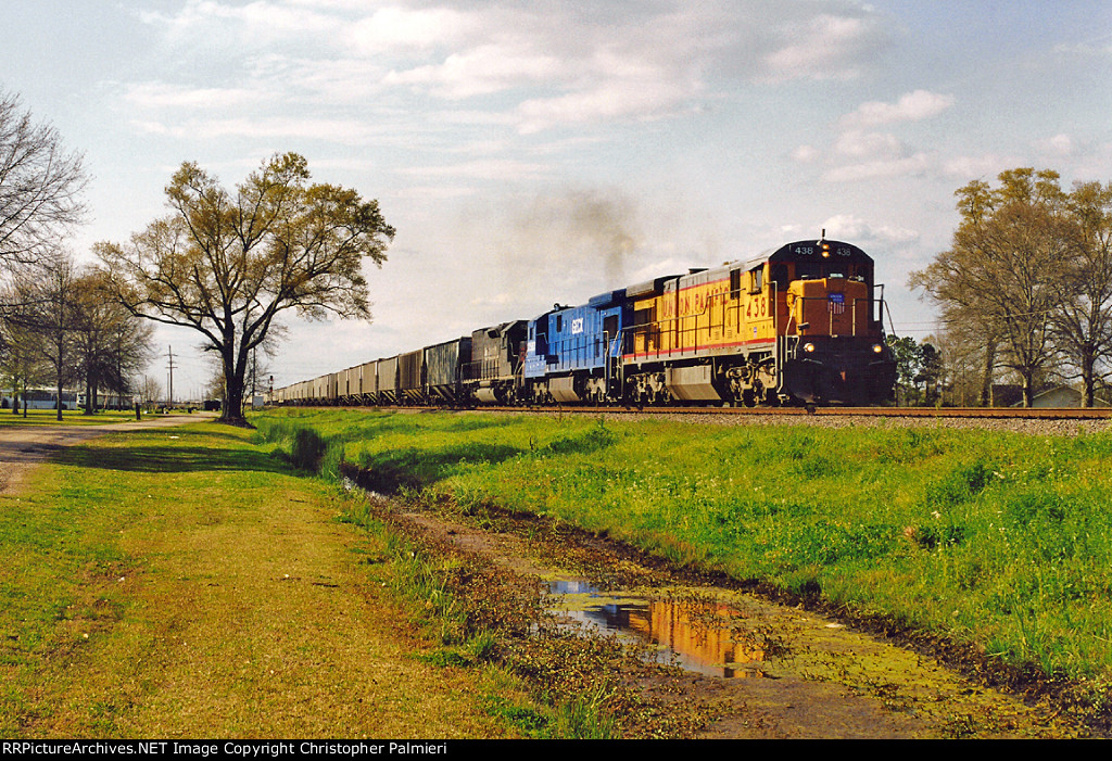 UP 438, GECX 0583, and SP 5378